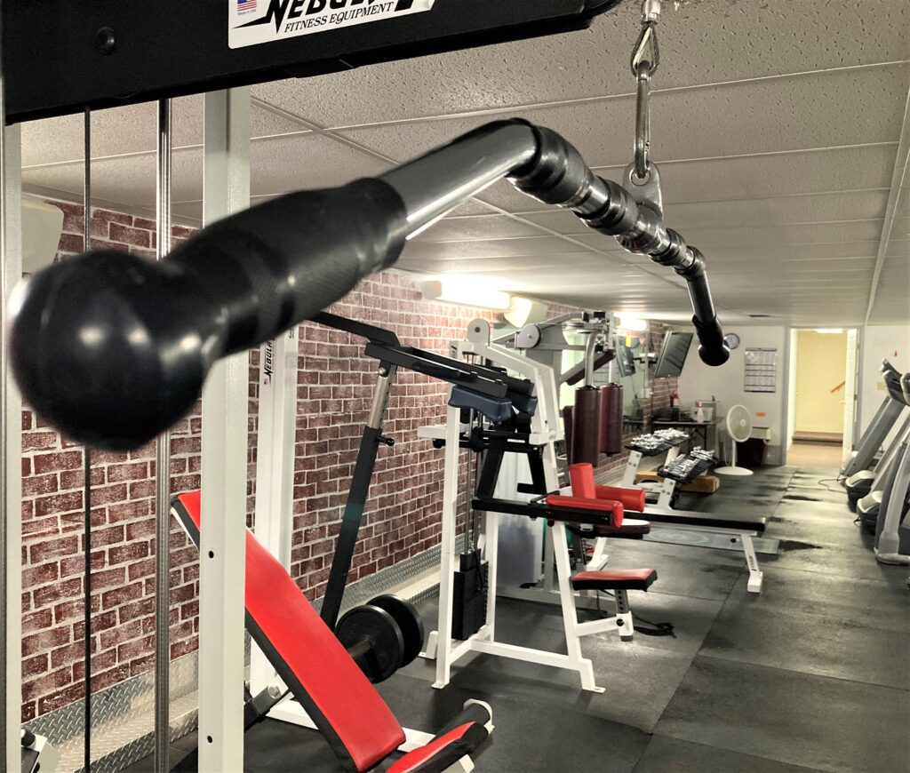 Gym Equipment – Versailles Fitness Center